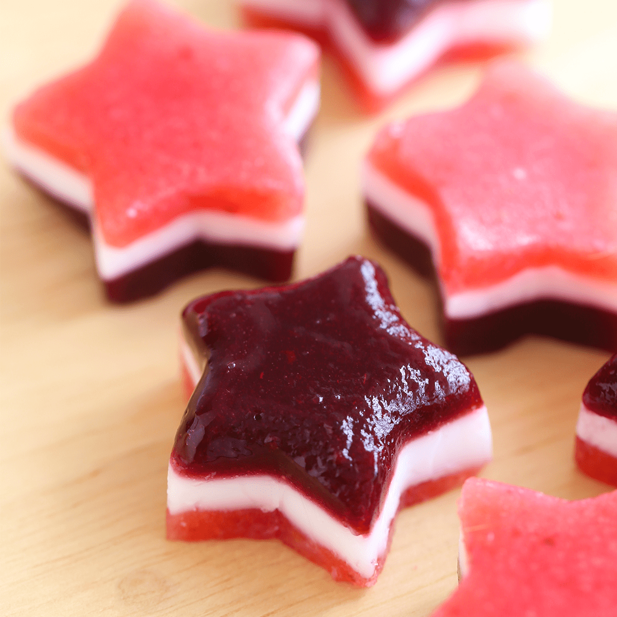 DIY Candy for Dogs! 4th of July Stars and Stripes Gummies - Fluffy ...